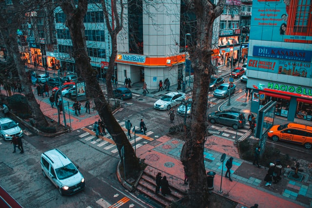 Right Turn Accident - Crash Guru